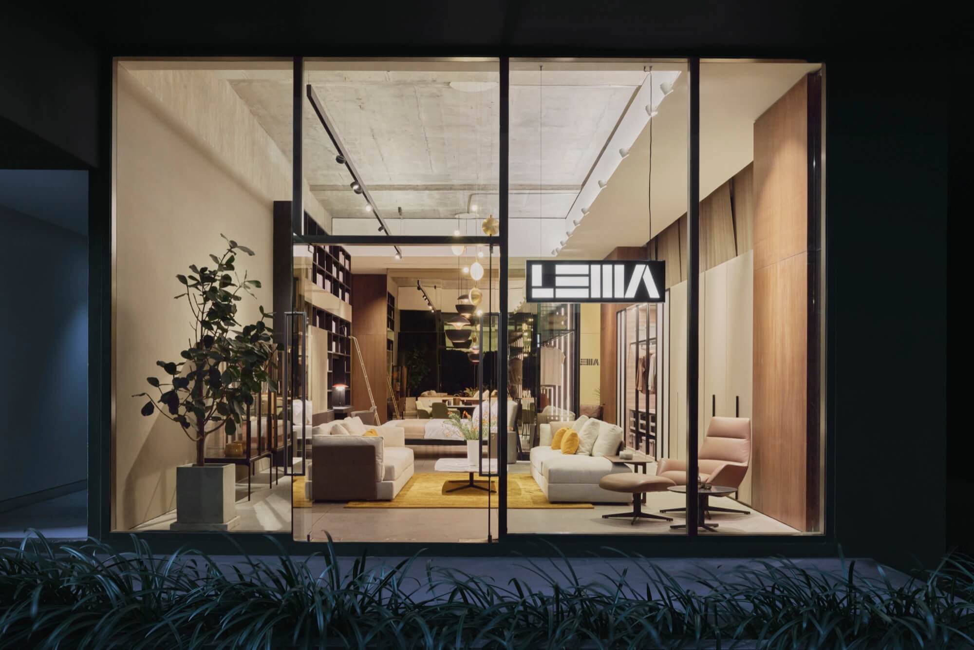 Clever Closet Solutions and Tips | Chanintr Blog